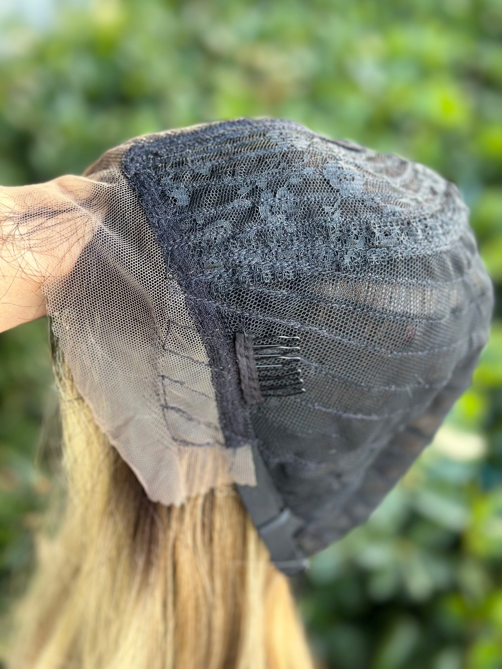 Bianca Straight Blonde Highlighted Nels Wigs 